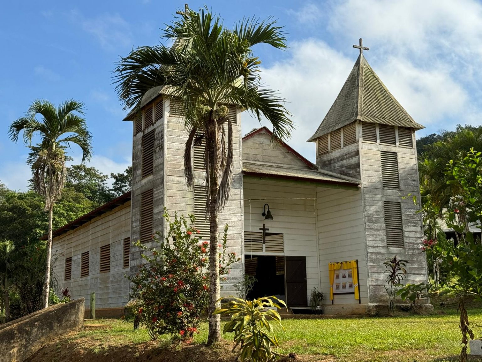 Saül, un village hors du temps – Guyane Agricole
